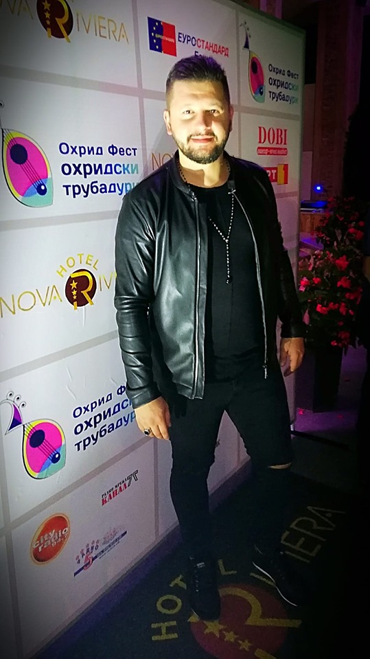 TRIO FANTASTIKO GOCE ČOKI, OGNEN ZDRAVKOVSKI I DENIS DIMOSKI "ZVEZDITE ...